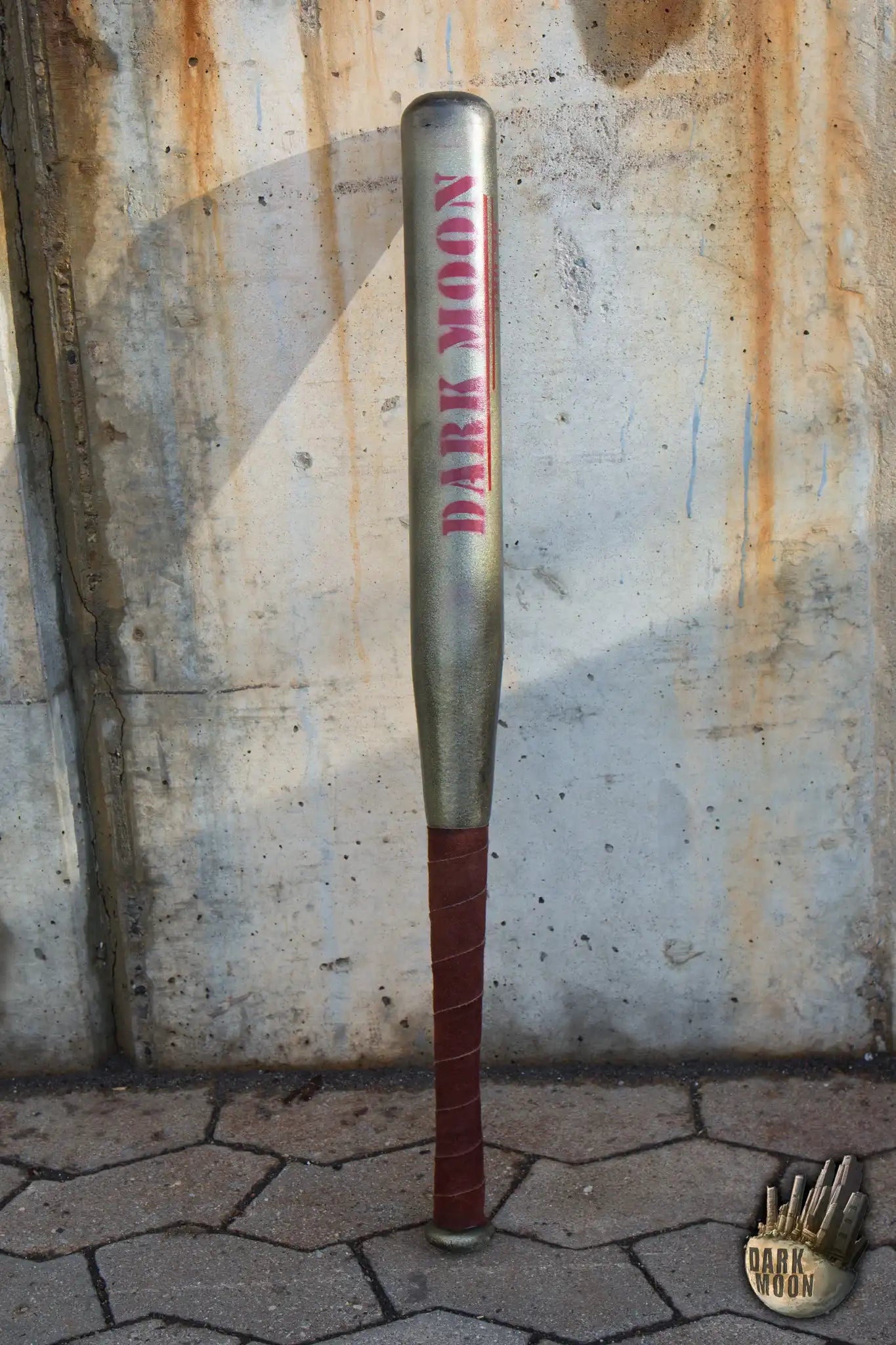 Dark Moon Larp Baseball Bat - Post-Apocalyptic Gear | Epic Armoury