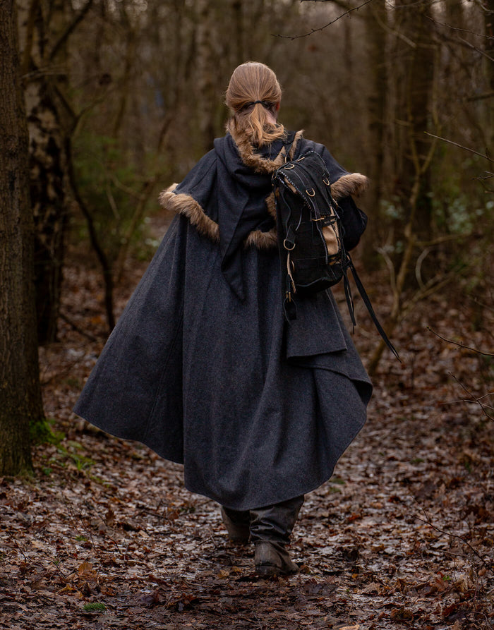 Cloaks, capes & mantles: What’s the difference